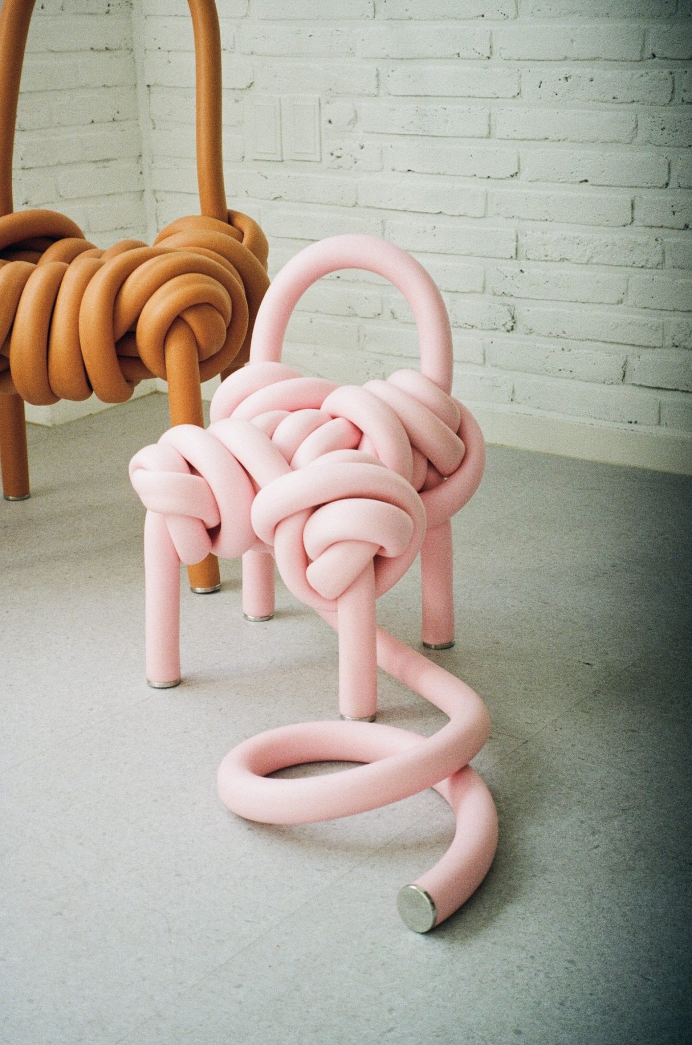 Mono Series 02 – Mini Knot Chair by Greem Jeong | ADORNO DESIGN